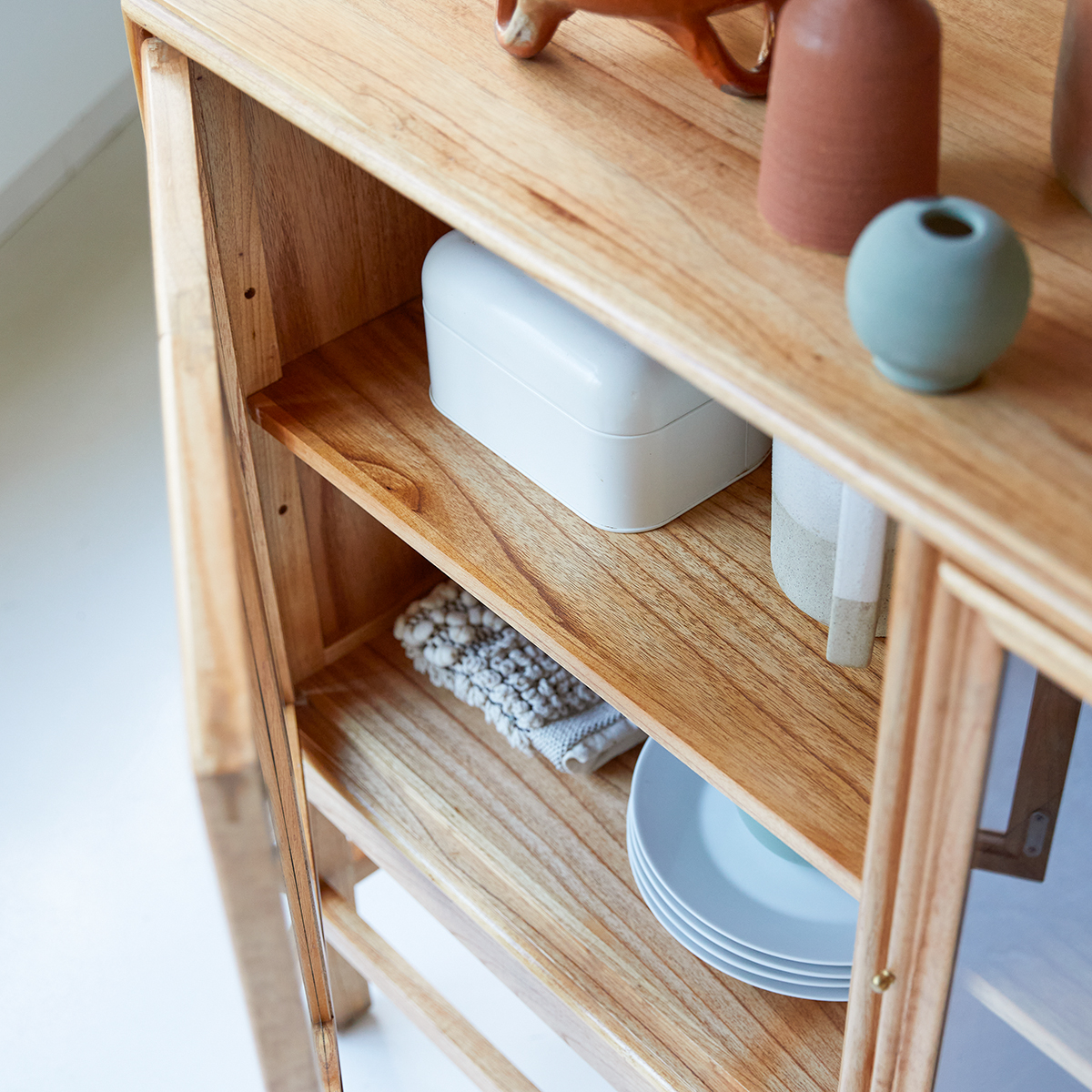 Vetrina bassa in legno di mindi 120 cm - Arredo sala pranzo - Tikamoon