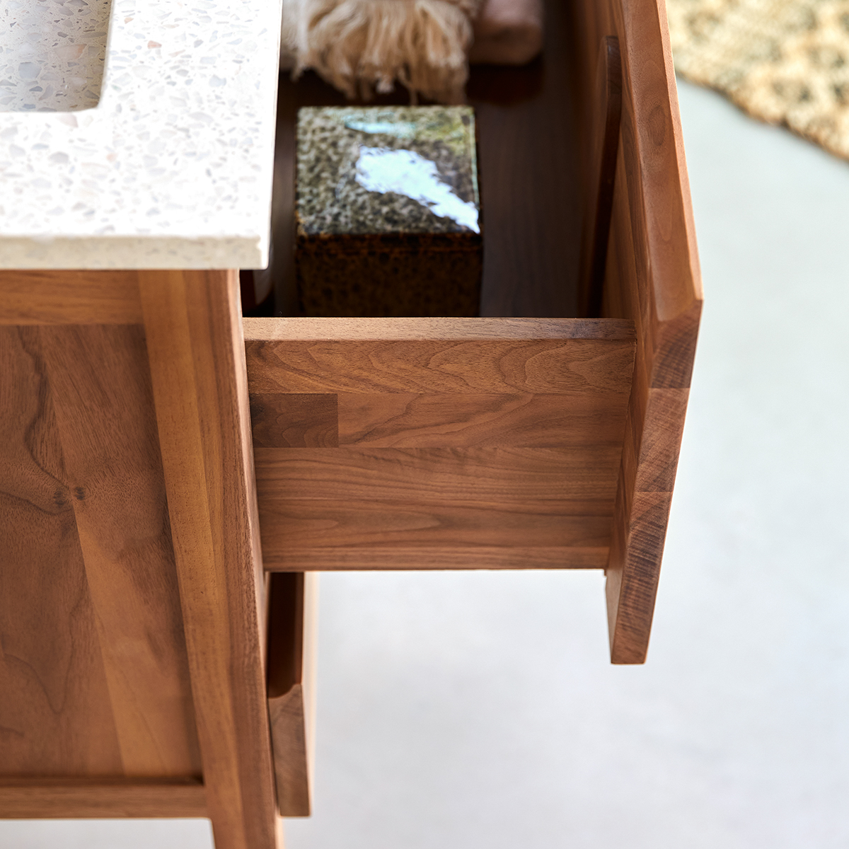 Walnut vanity unit with Moon premium terrazzo basin 80 cm - Bathroom