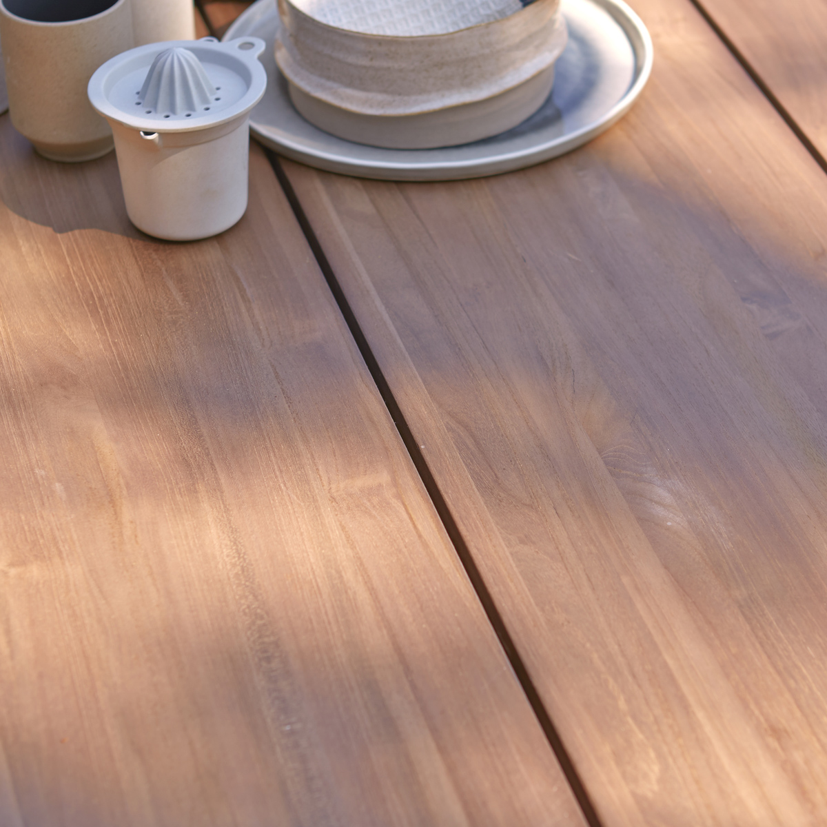 Tikamoon : Grasshopper - Solid teak garden Table