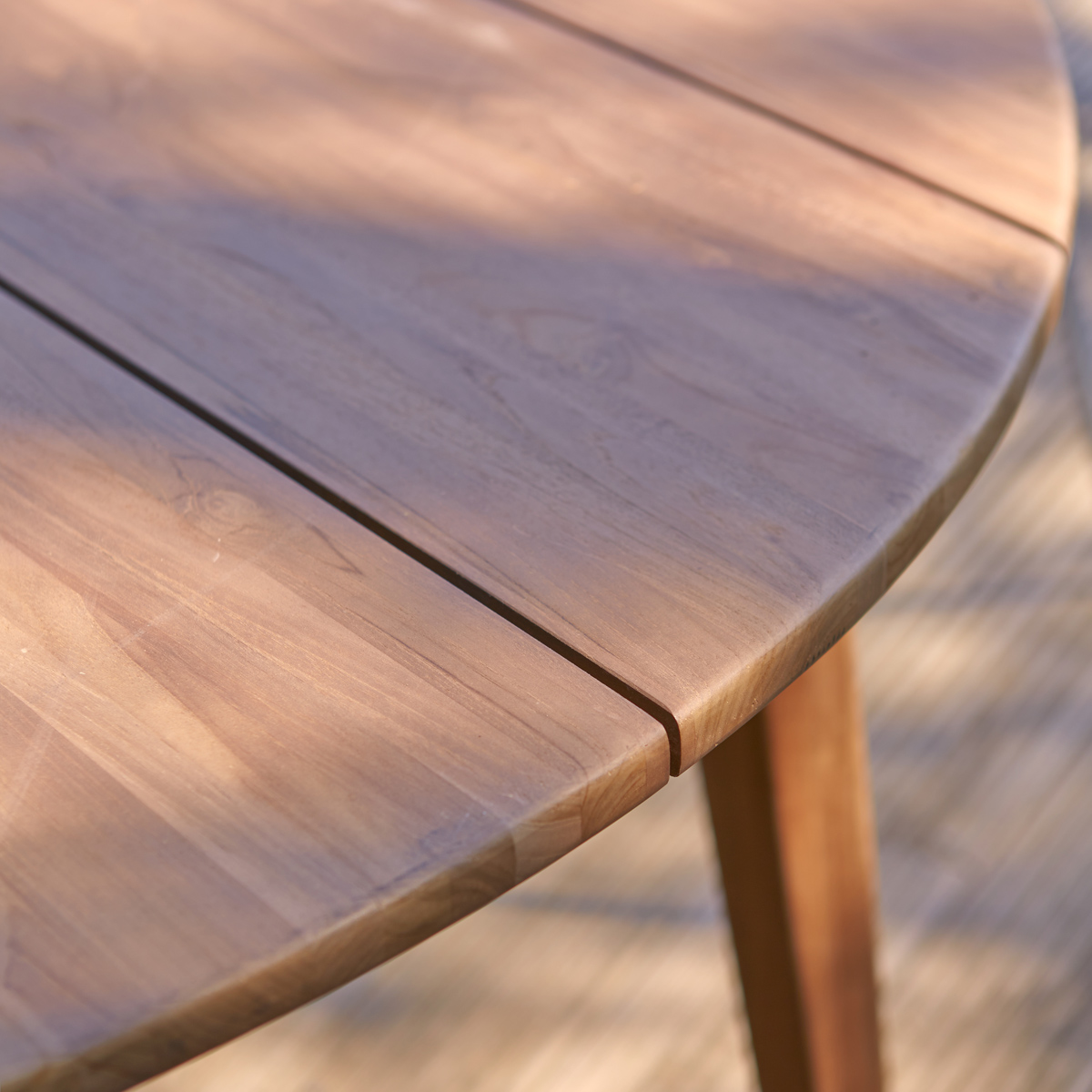 Tikamoon : Grasshopper - Solid teak garden Table