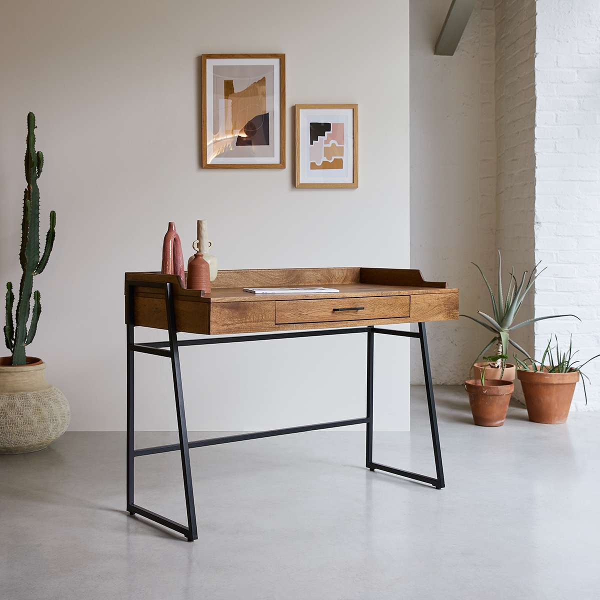 Mango and metal desk 114 cm - Office furniture - Tikamoon