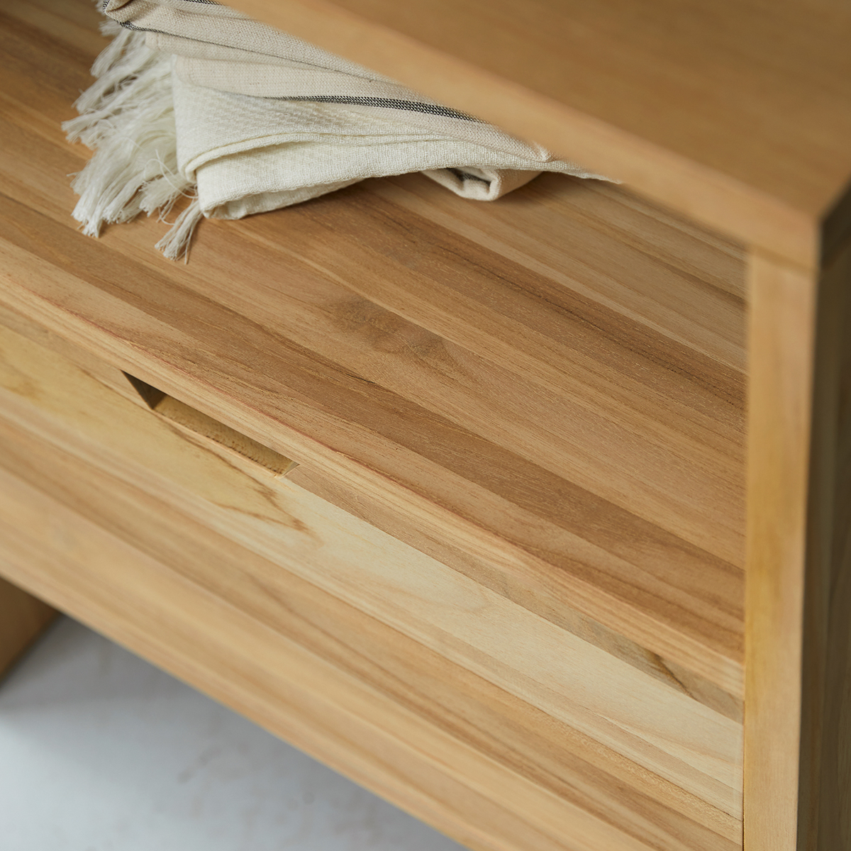 Tikamoon : Kwarto - Solid teak vanity unit 60 cm