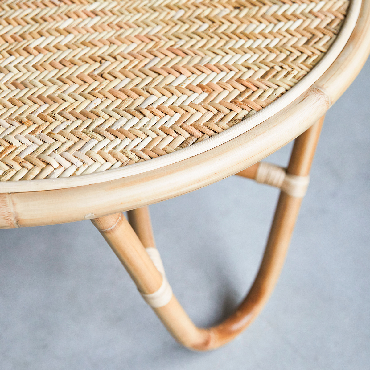 Runder Couchtisch aus Rattan 80 cm – Wohnzimmermöbel – Tikamoon