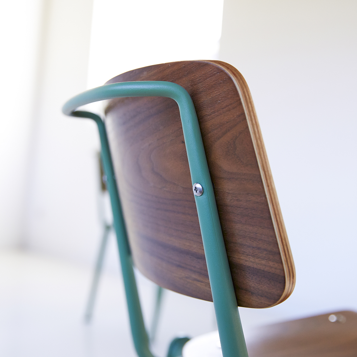 Tikamoon : Mio - Lichen walnut and metal Chair