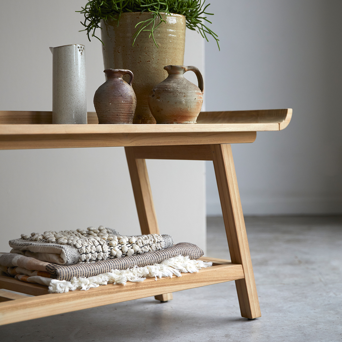 Console basse en teck 110 cm - Mobilier bois pour le salon - Tikamoon