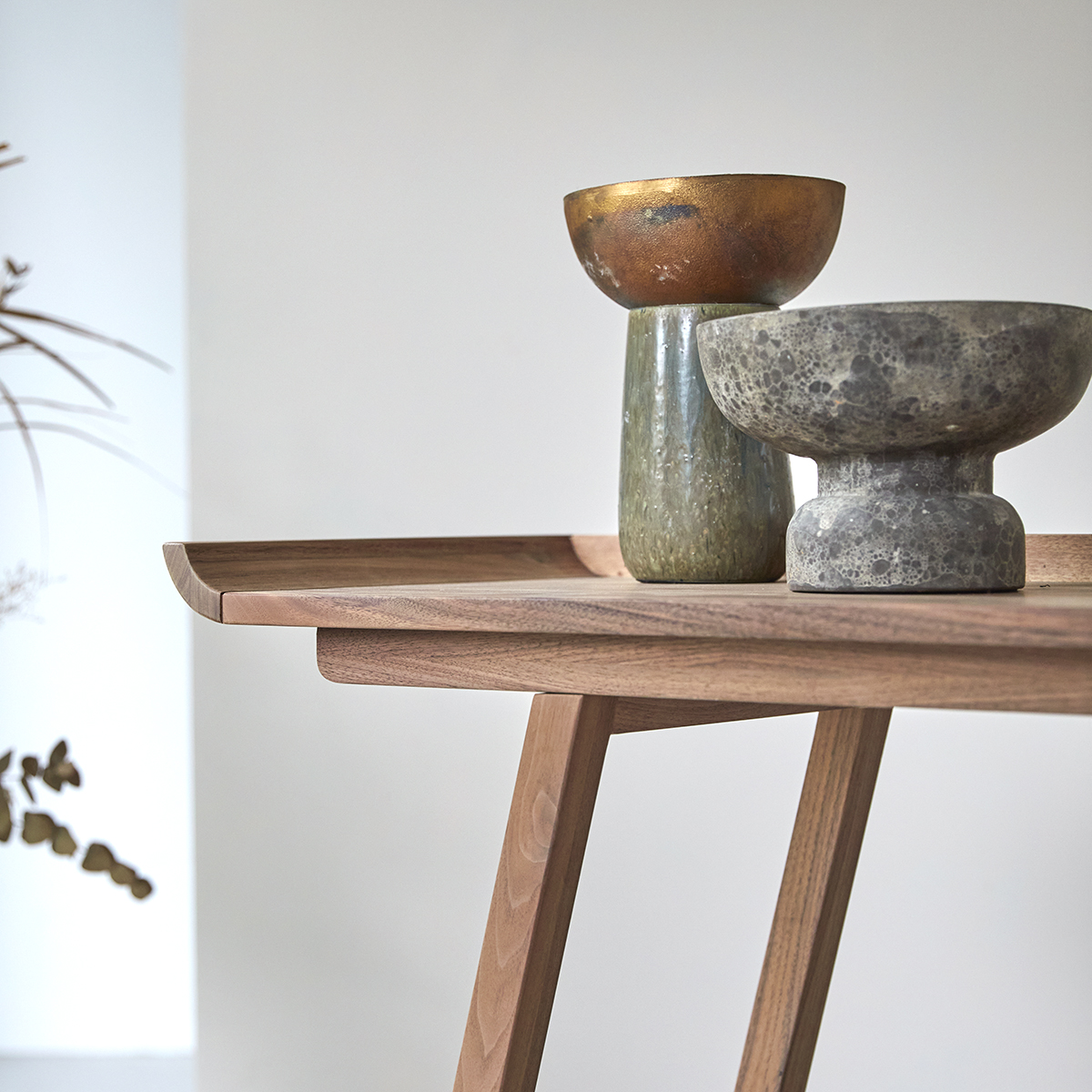 Walnut high console table 110 - Wood furniture for the living room