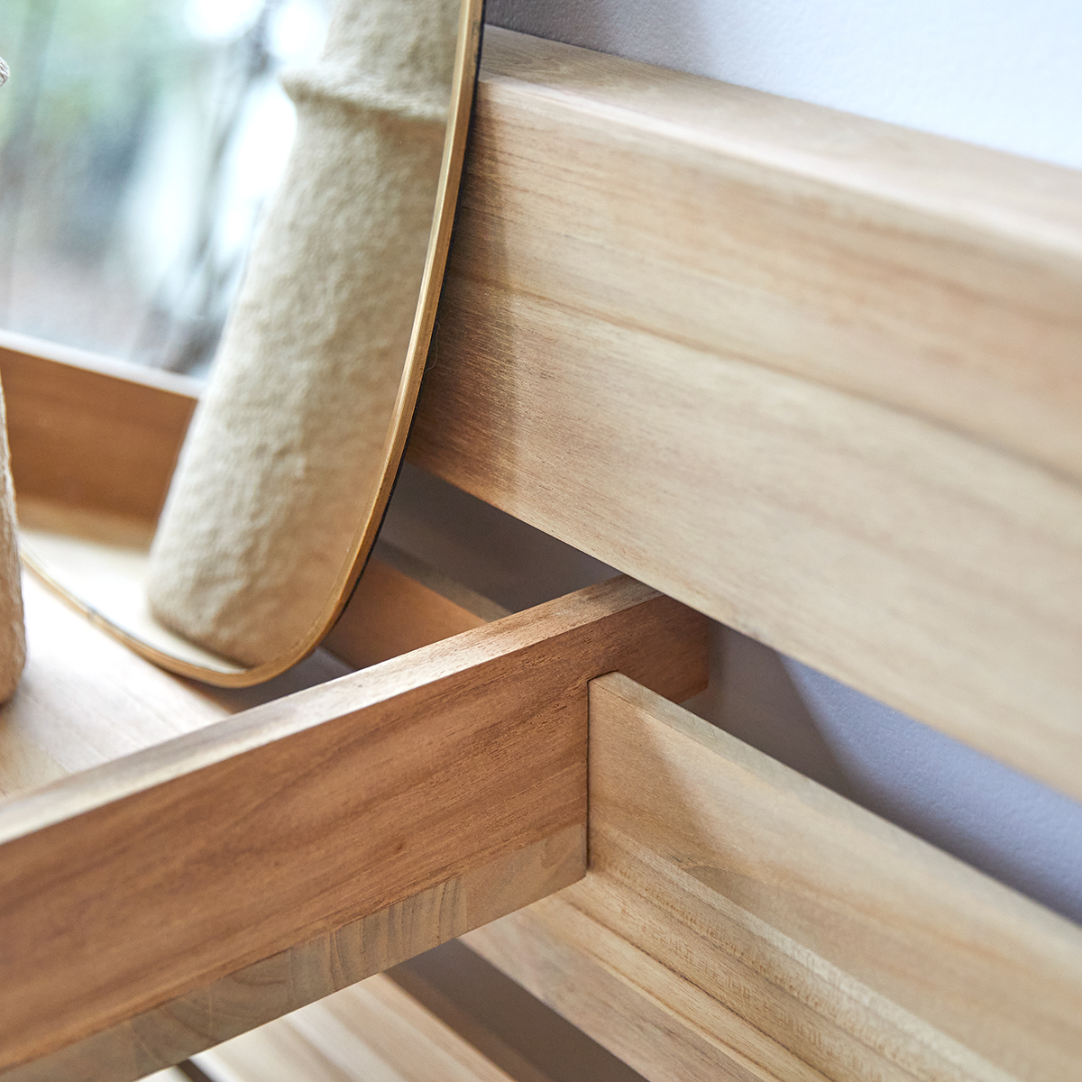 Tikamoon : Urbain - Solid teak headboard with shelves 270 cm